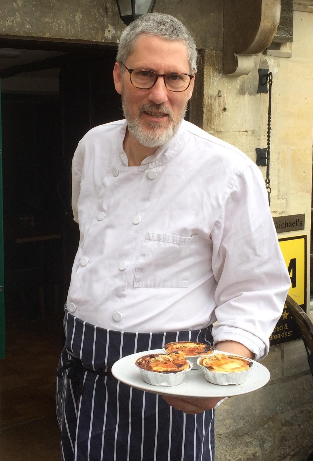 Painswick chef makes tails wag with his Puppy Dog Pie! » St Michaels Bistro